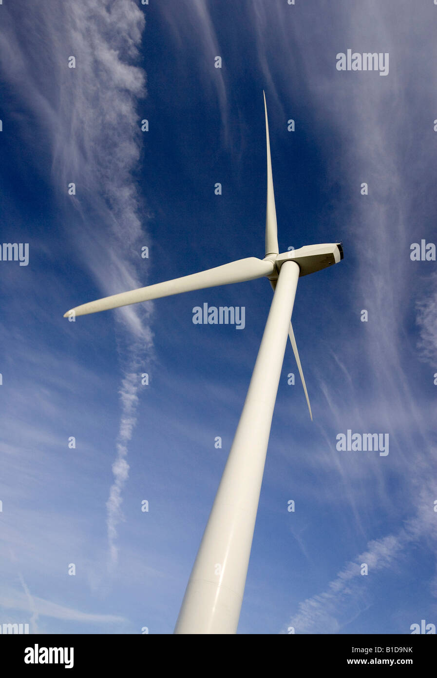 Wind tower blades hi-res stock photography and images - Alamy
