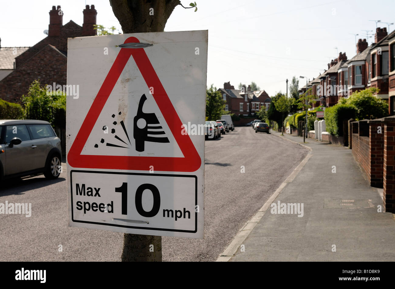 10 mph speed limit hi-res stock photography and images - Alamy