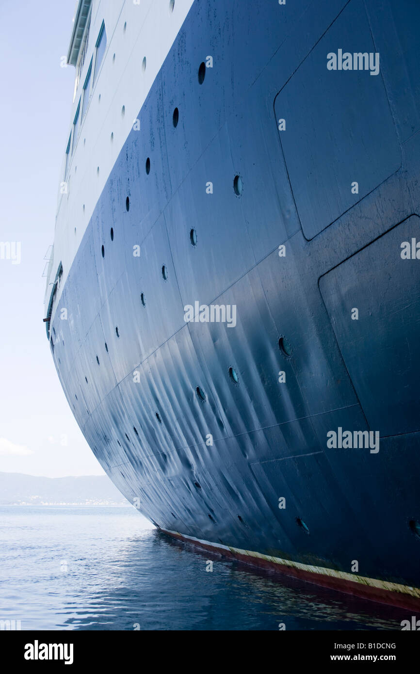 Close up of the Stern of the Cunard QE2 showing the buckling to the ...