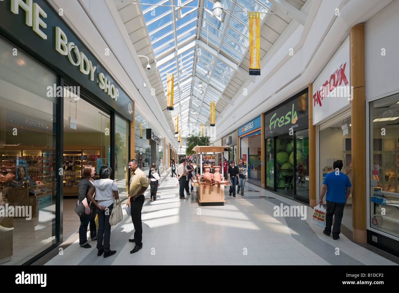 Kingsgate center hi-res stock photography and images - Alamy