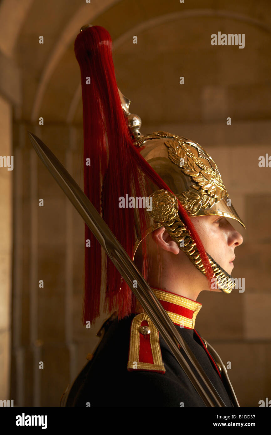 Queens guard uniform hi-res stock photography and images - Alamy
