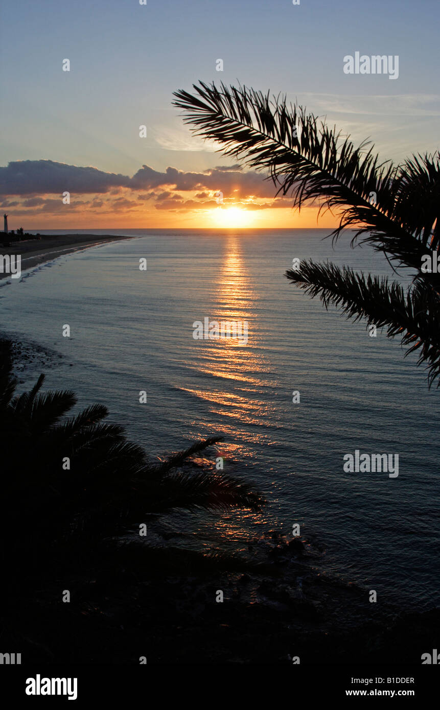 Pleasant sunrise and clouds with sea view hi-res stock photography and ...