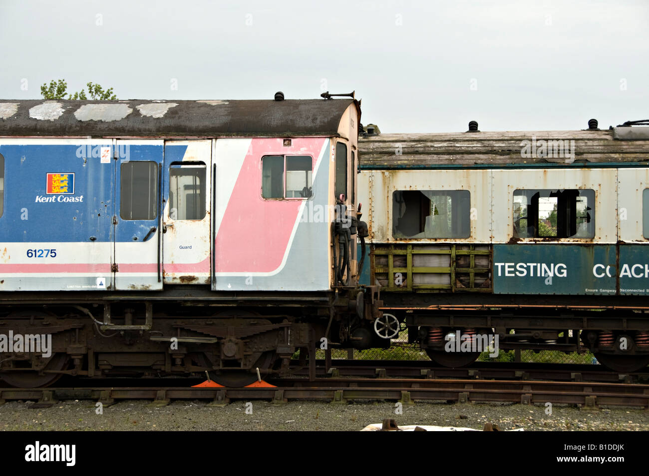 Scrap train uk hi-res stock photography and images - Alamy