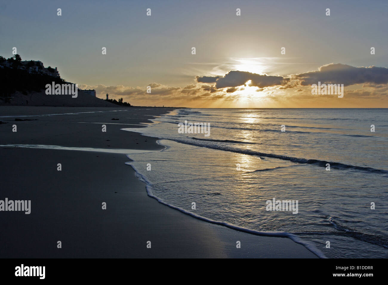 Pleasant sunrise and clouds with sea view hi-res stock photography and ...