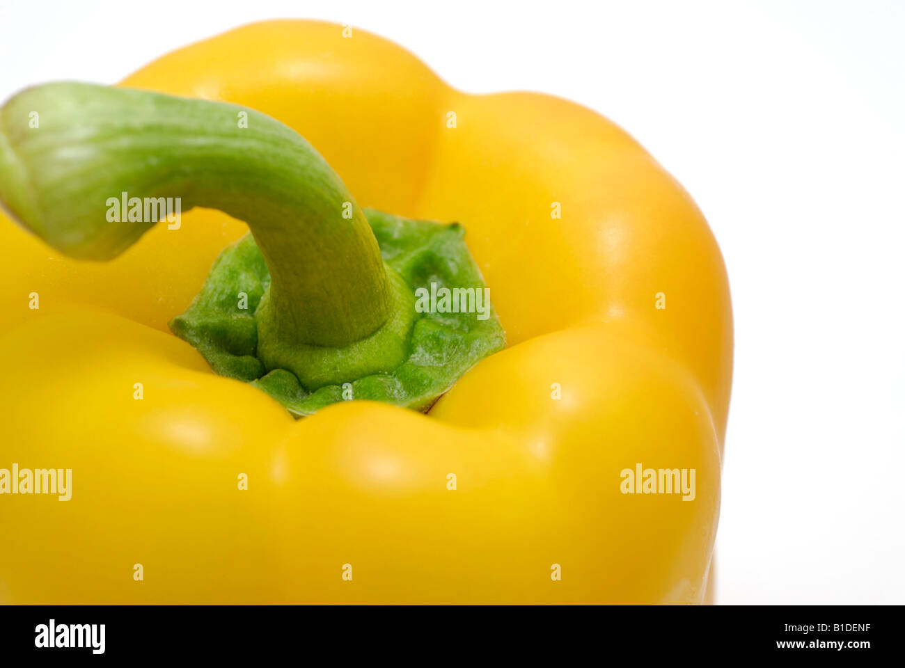 Cut yellow pepper hi-res stock photography and images - Alamy