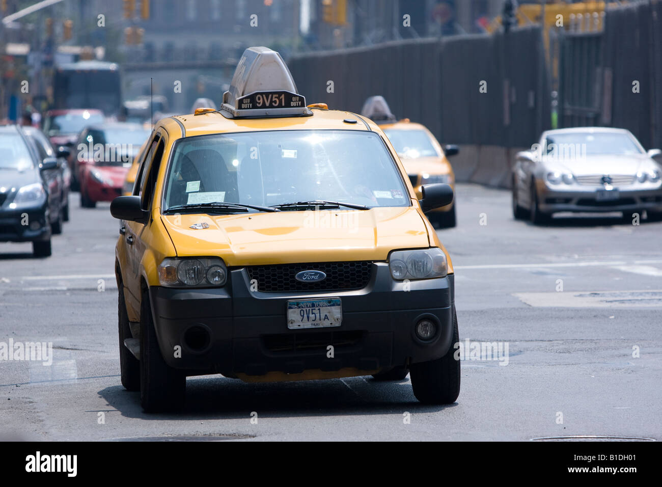 Manhattan taxi cab hi-res stock photography and images - Alamy