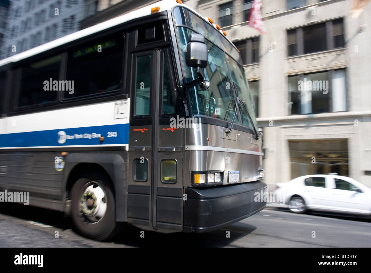 Bus city new york mta hi-res stock photography and images - Alamy