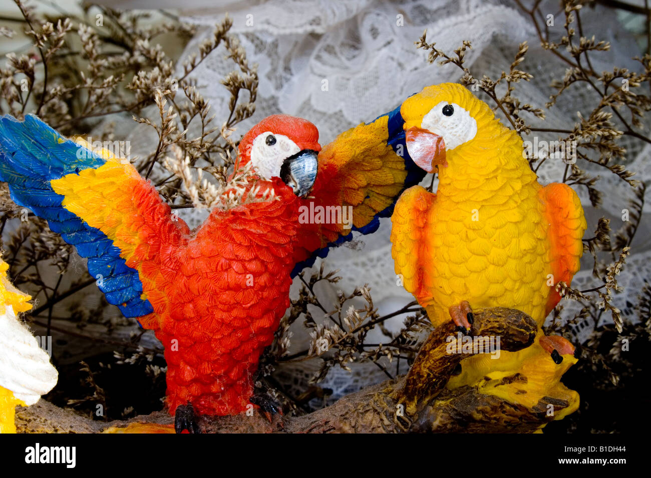 Birds toy hi-res stock photography and images - Alamy