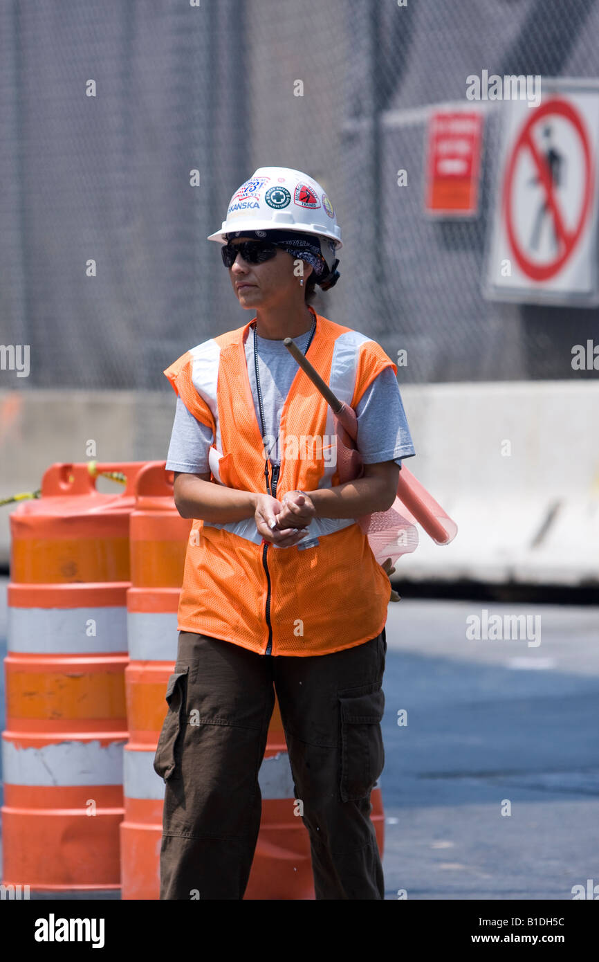 Construction helmet flag hi-res stock photography and images - Alamy