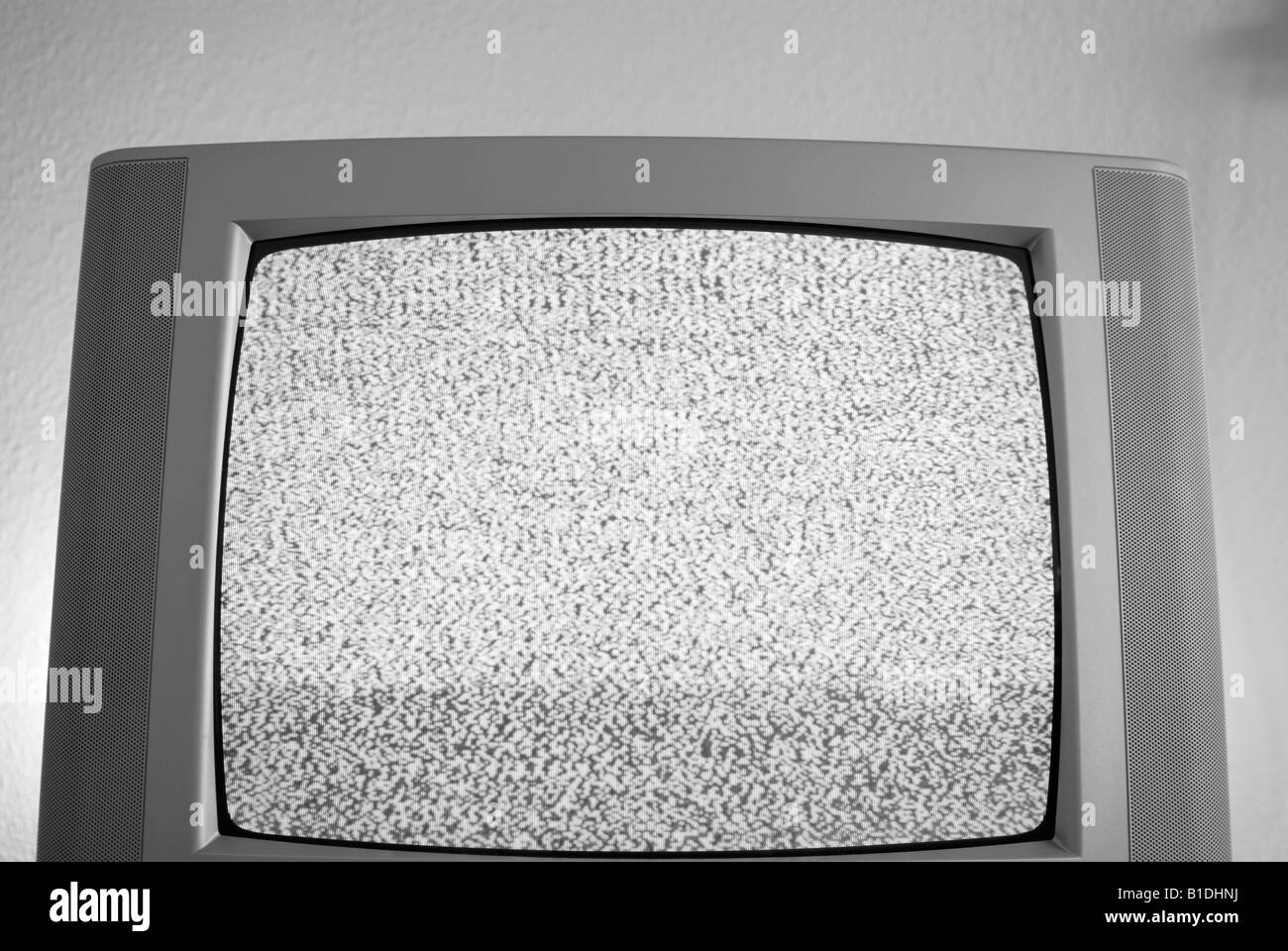 Static on television screen Black and White Stock Photos & Images - Alamy