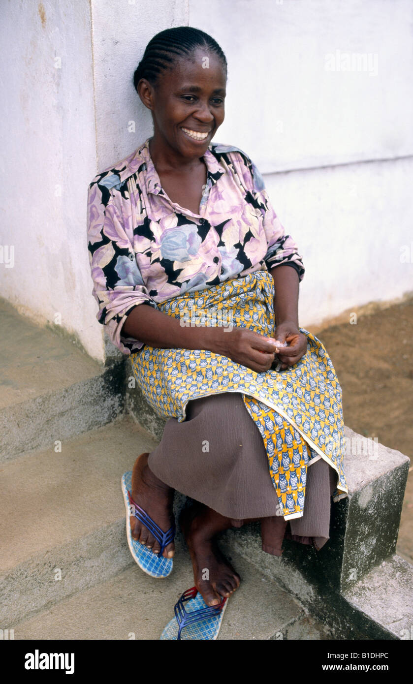 Liberia woman hi-res stock photography and images - Alamy