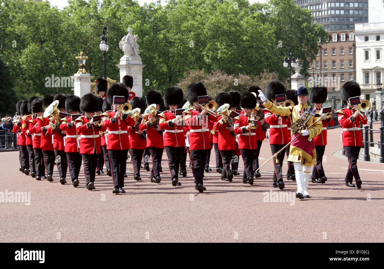 Marching band formation hi-res stock photography and images - Alamy