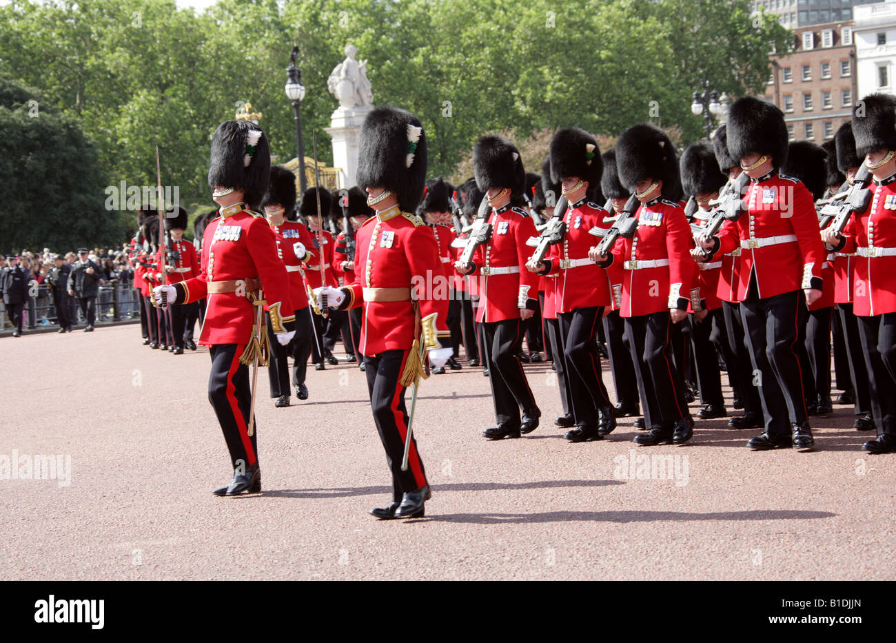 The Welsh Guards, Buckingham Palace, London, Trooping the Colour ...