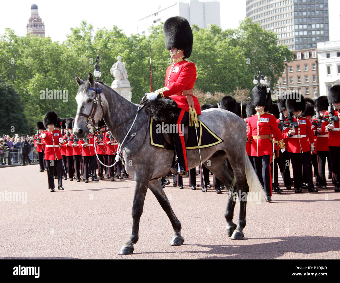 The Welsh Guards, Buckingham Palace, London, Trooping the Colour ...
