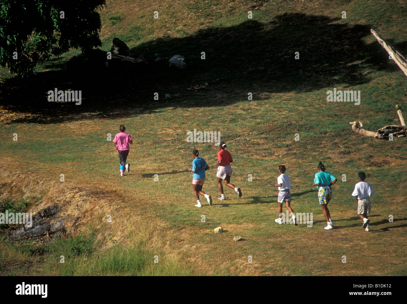 students, runners, running, jogging, pe class, campus, Fouillole ...