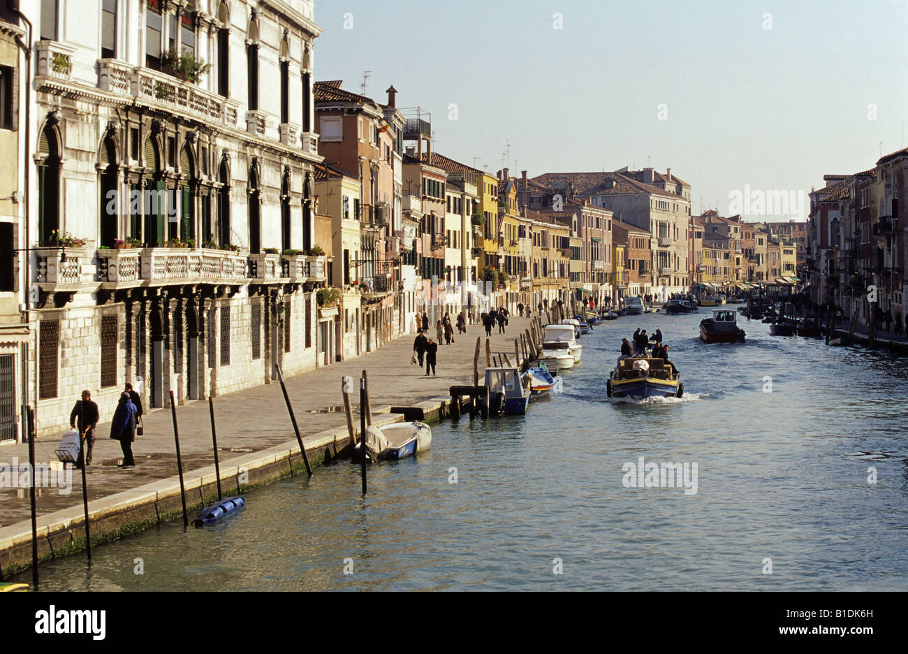 Fondamenta di Cannaregio / Canale di Cannaregio, Venice, Italy Stock ...