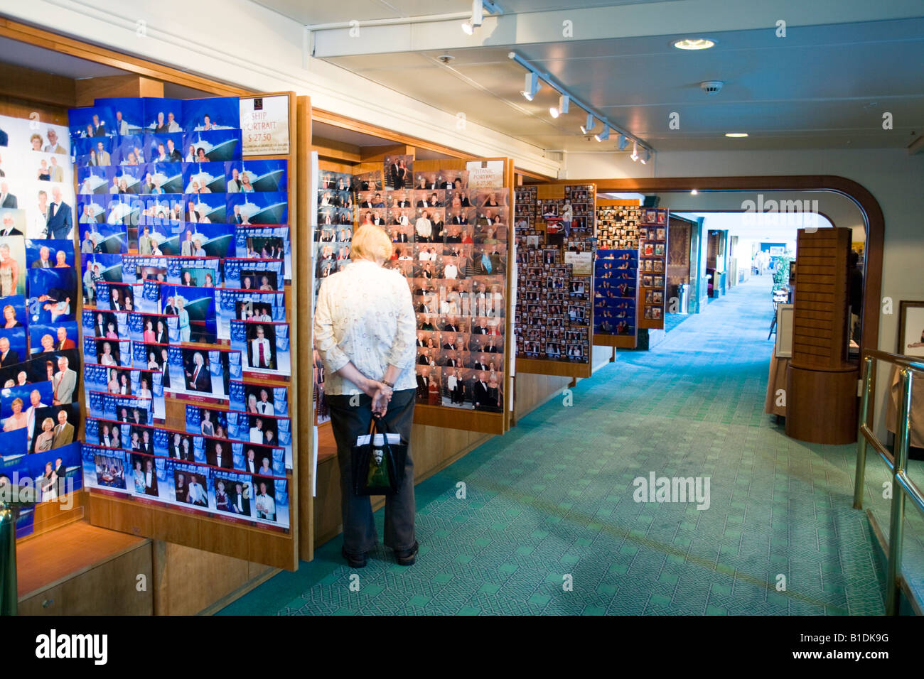 Picture gallery of passenger portraits on Cunard QE2 Stock Photo - Alamy