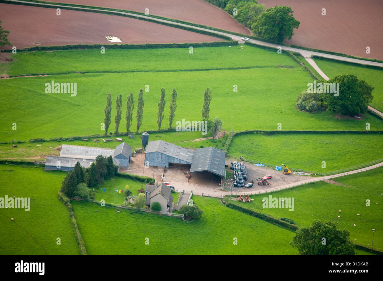 English rural scene farm hi-res stock photography and images - Alamy