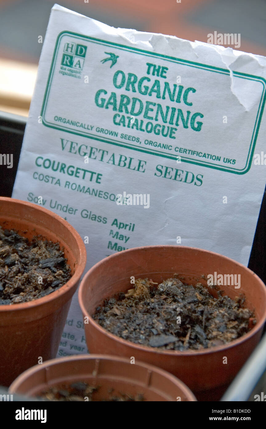 Seed packet hi-res stock photography and images - Alamy