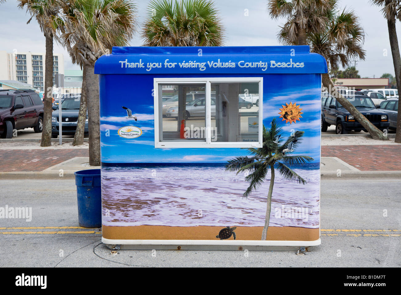 Security guard house hi-res stock photography and images - Alamy