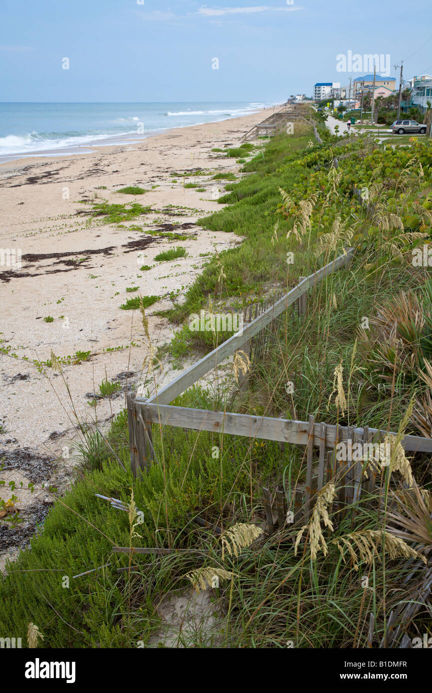 Coastal beachfront residential neighborhood along Atlantic Ocean at New ...