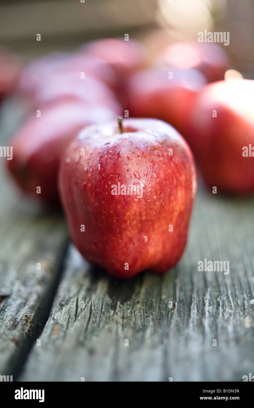 Shiny red fruit hi-res stock photography and images - Alamy