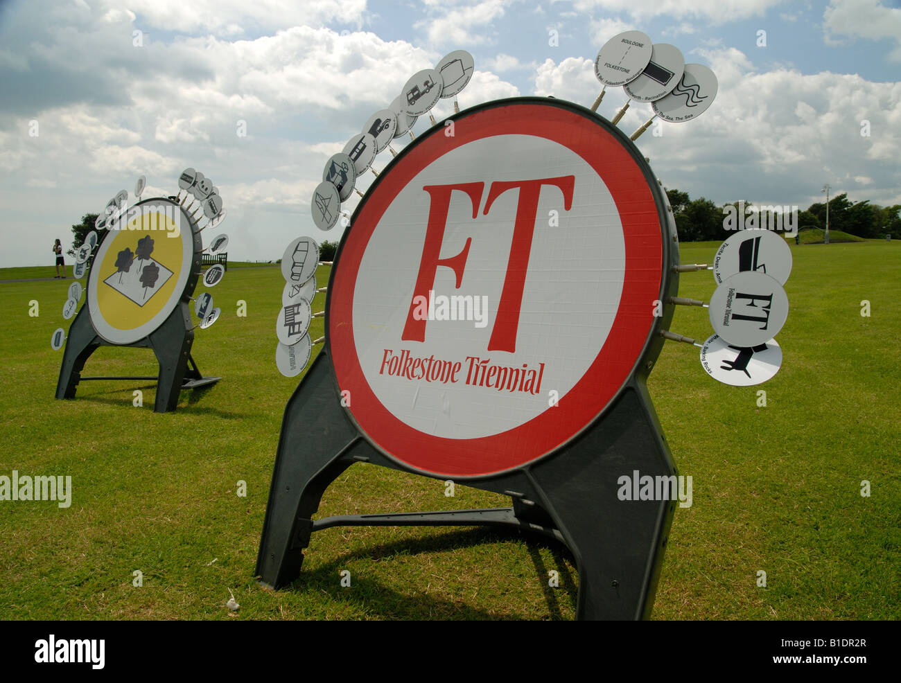 Folkestone arts festival hi-res stock photography and images - Alamy