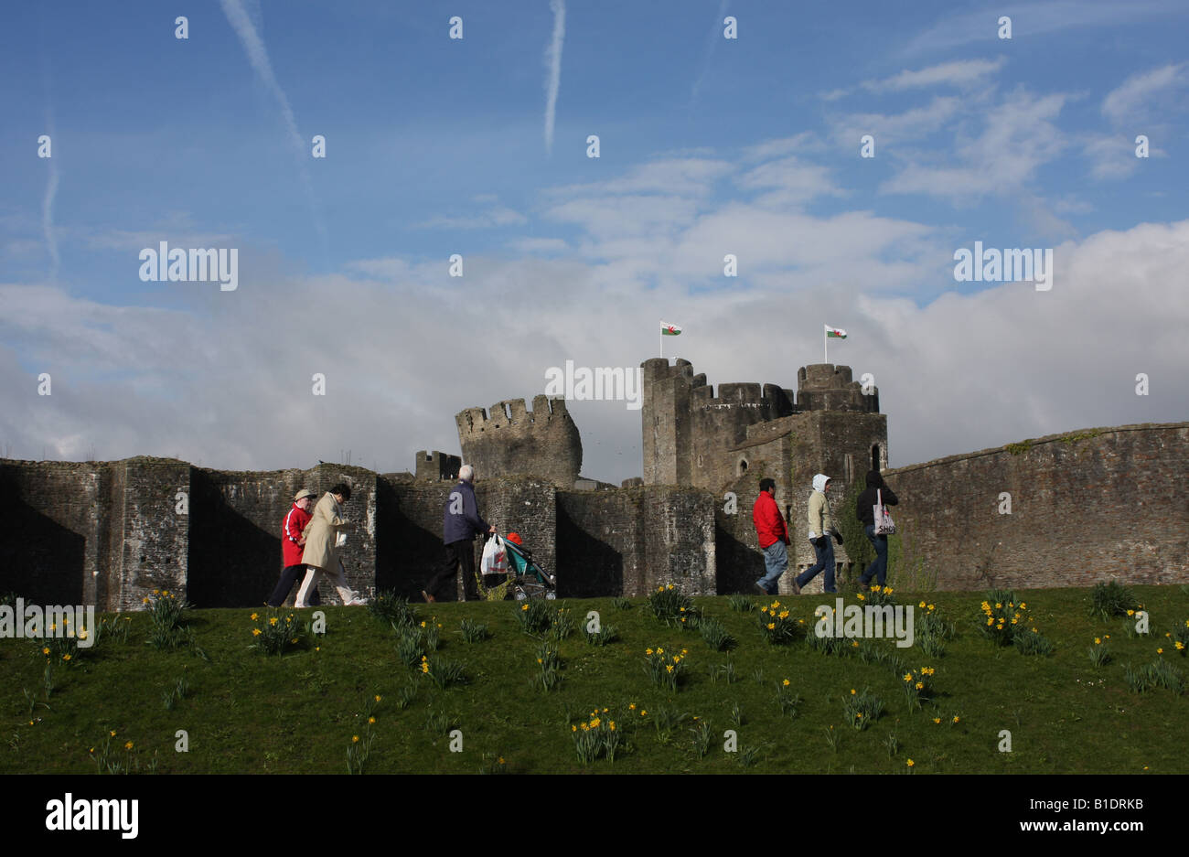 Castles ancient hi-res stock photography and images - Alamy