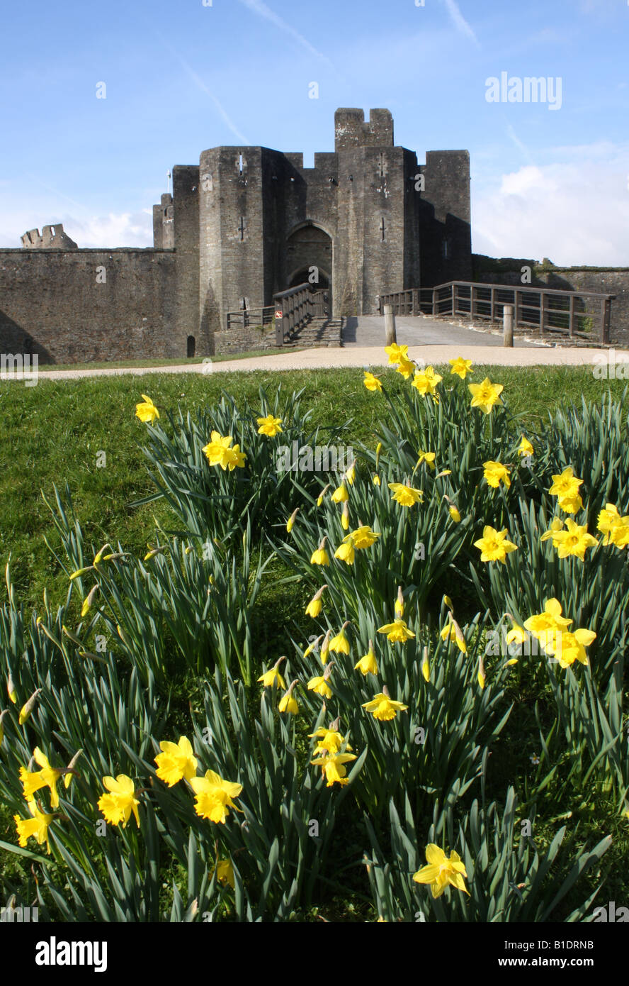 Castles ancient hi-res stock photography and images - Alamy