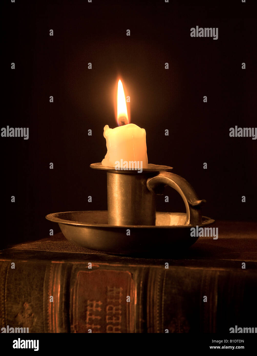 Welsh bible hi-res stock photography and images - Alamy Welsh bible hi-res stock photography and images - Alamy