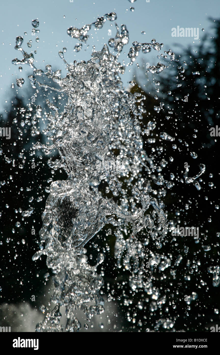 Droplets flying hi-res stock photography and images - Alamy