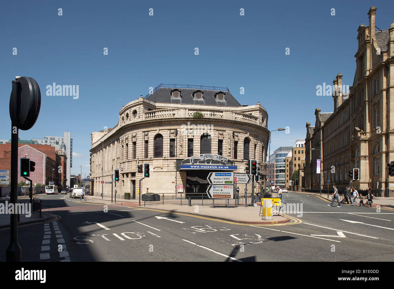 Nightclub hall hi-res stock photography and images - Alamy