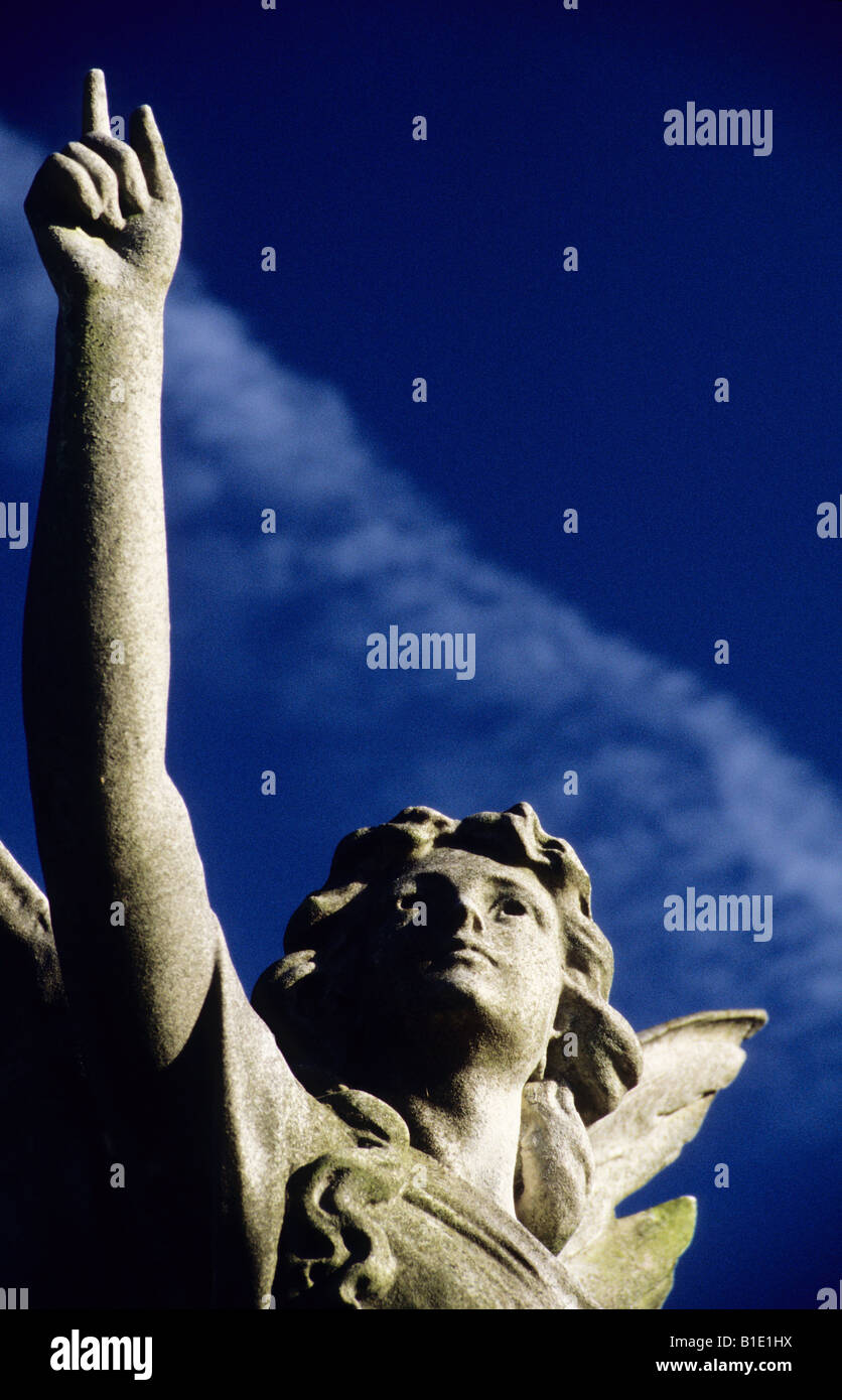 Putney vale cemetery hi-res stock photography and images - Alamy