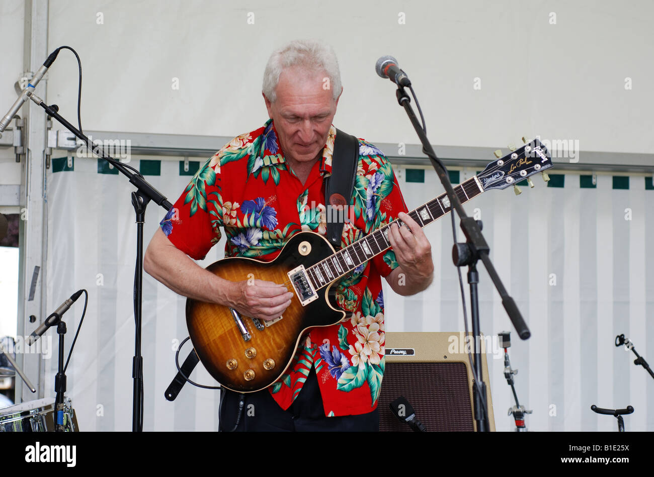 Les paul hi-res stock photography and images - Alamy