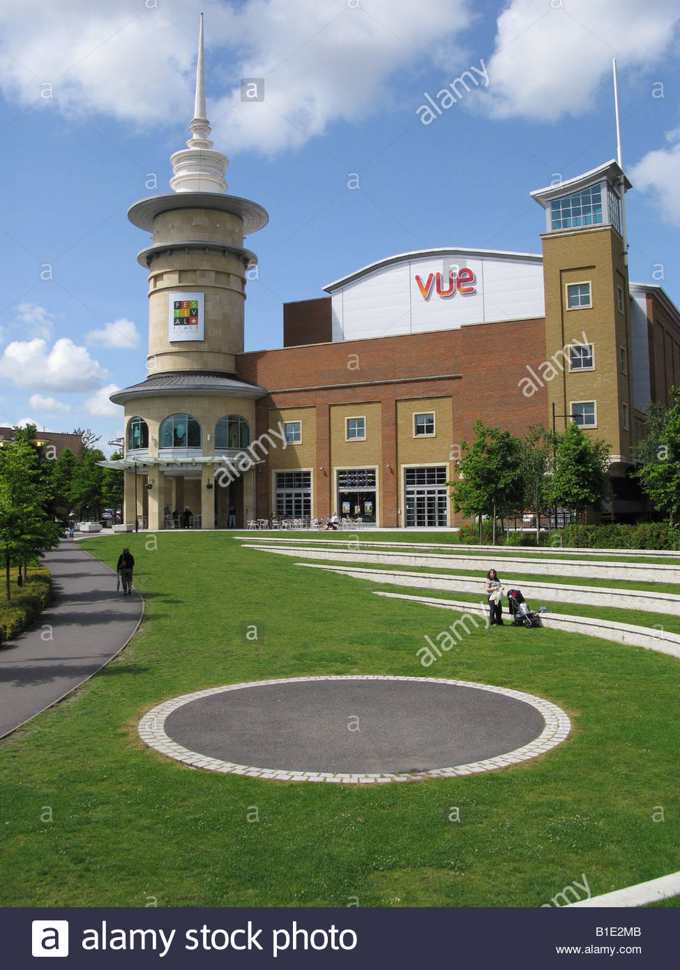 Basingstoke Festival Place High Resolution Stock Photography and Images ...