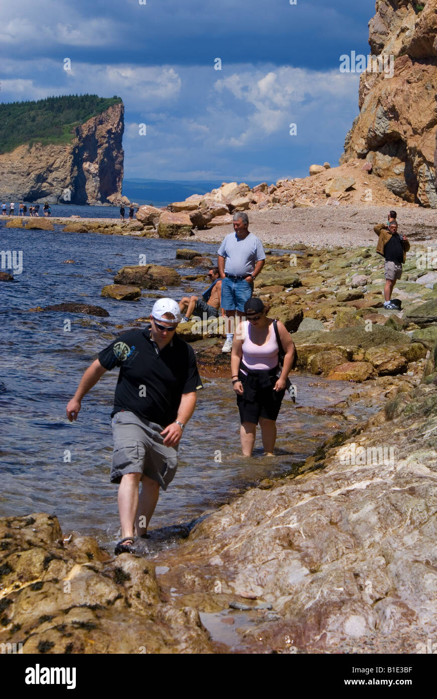 Perce rock low tide quebec hi-res stock photography and images - Alamy