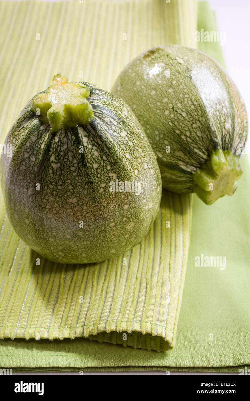 Rondini courgettes zucchini Stock Photo - Alamy