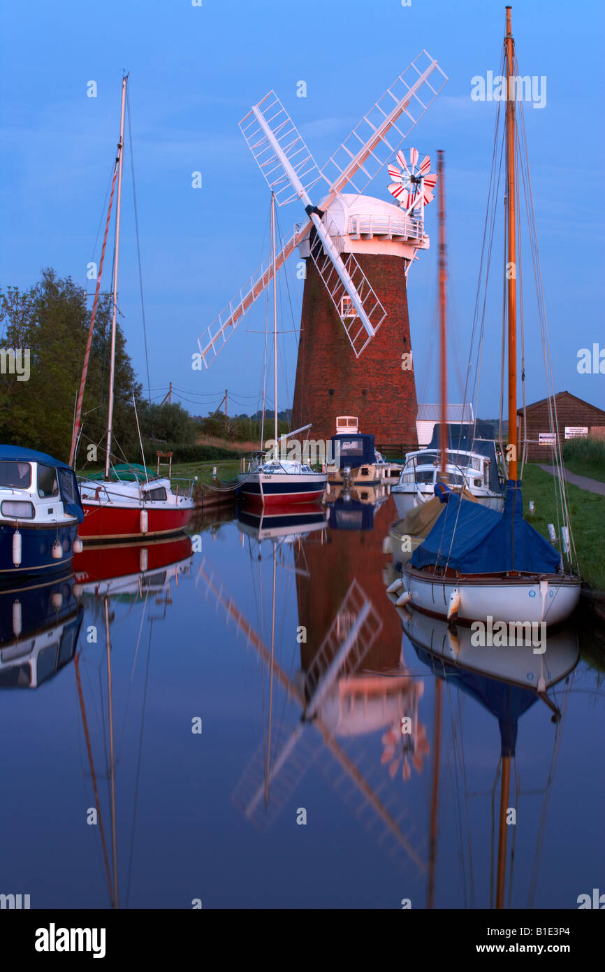 Horsey Mill at twilight in the Norfolk Broads Stock Photo - Alamy