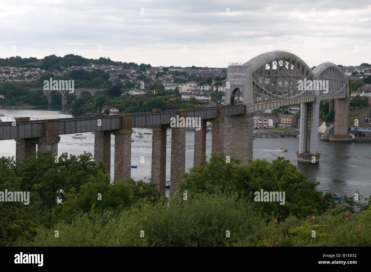 Tamar crossings hi-res stock photography and images - Alamy