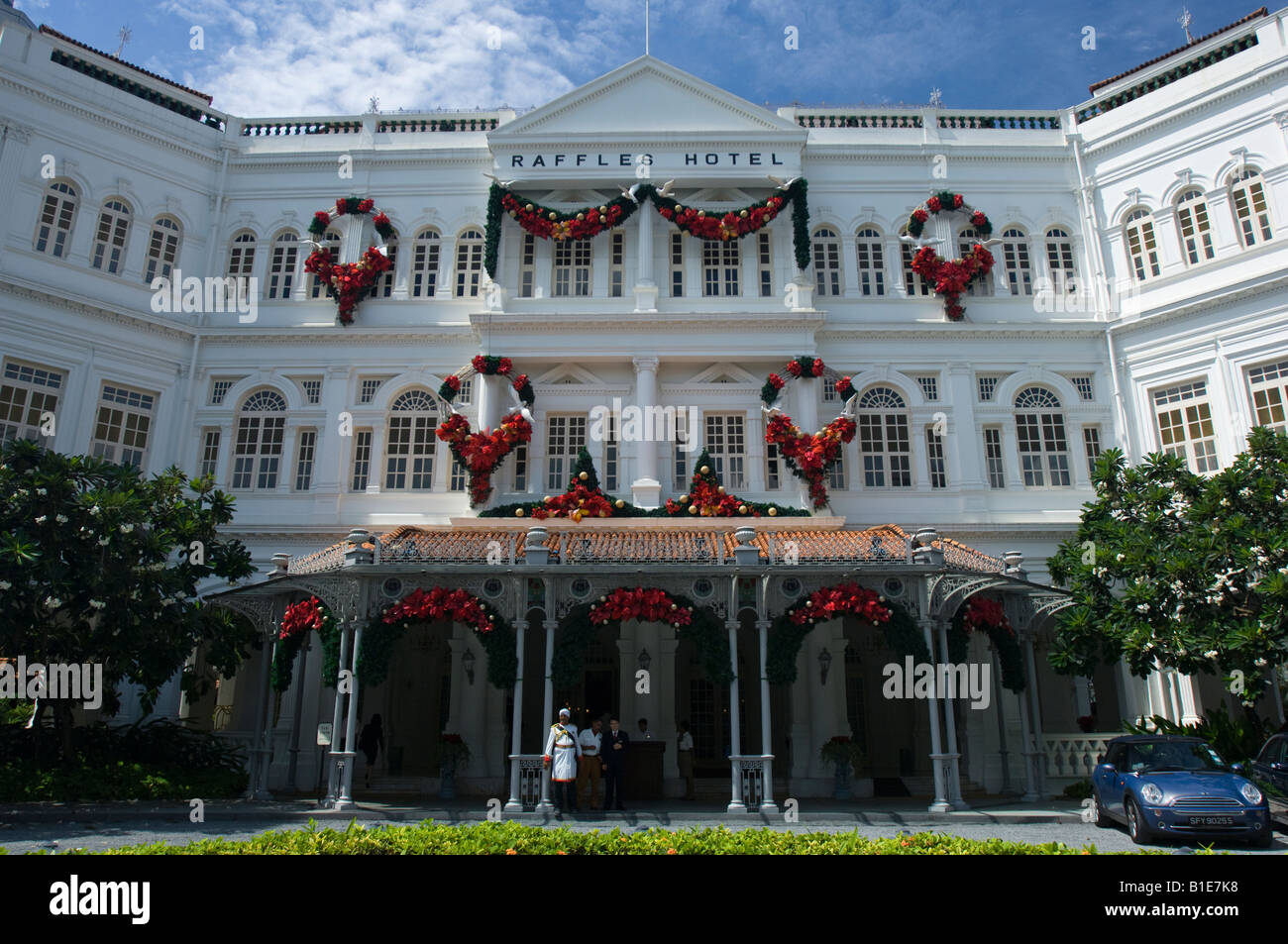 Front Entrance of Raffles Hotel at Christmas, Singapore Stock Photo - Alamy