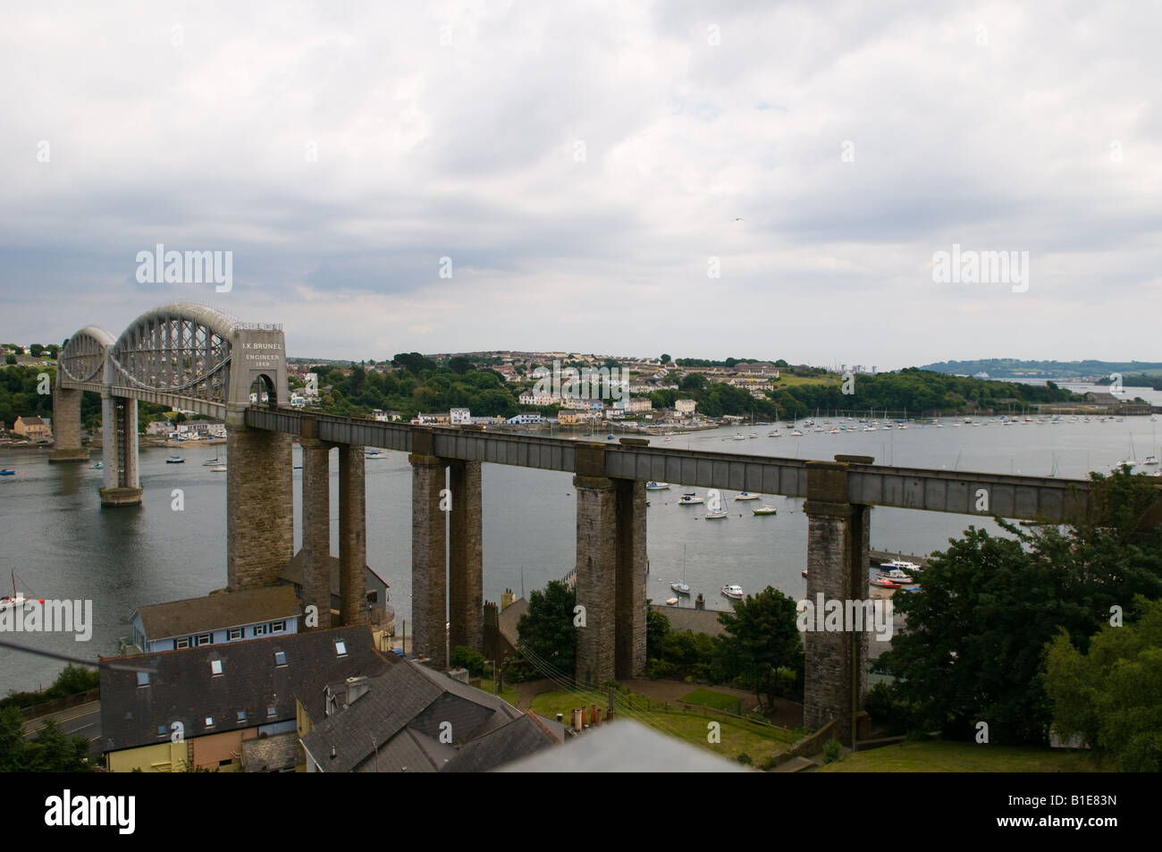 Tamar crossings hi-res stock photography and images - Alamy
