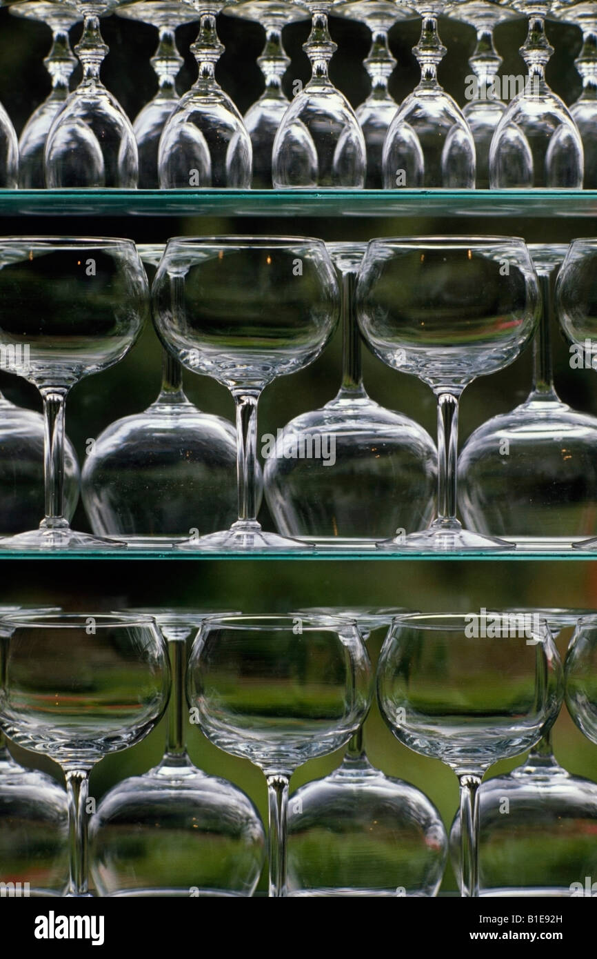Stacked glasses hi-res stock photography and images - Alamy