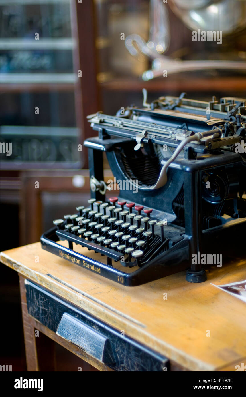 Antique typewriter sits in and antique shop, USA Stock Photo - Alamy