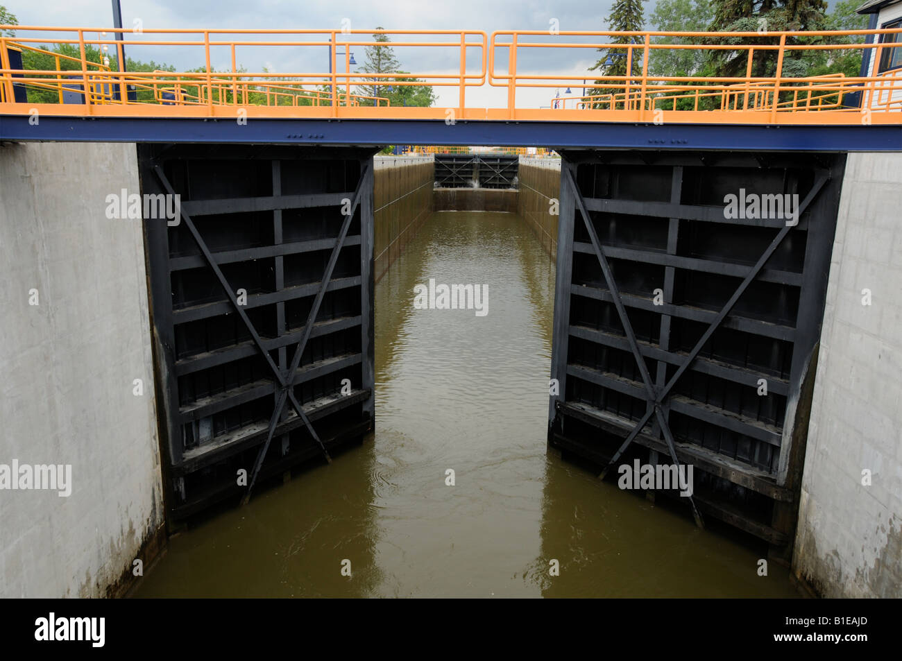 Erie Canal lock Stock Photo - Alamy