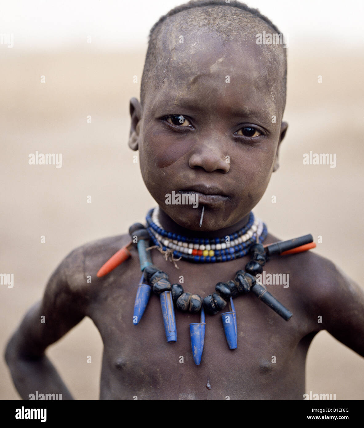 Karo girls hi-res stock photography and images - Alamy