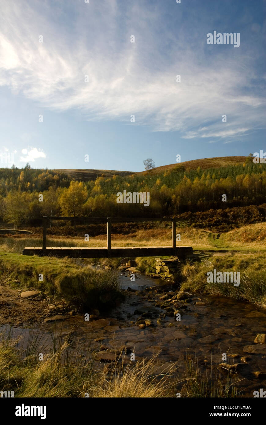 Bridge over the river at Slippery Stones, Howden, Derbyshire, England ...
