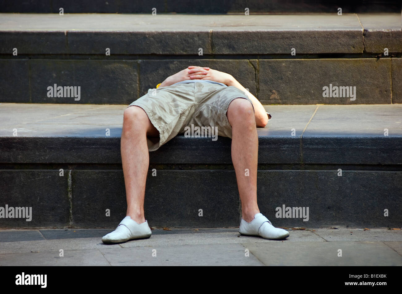 Sleeping figure hi-res stock photography and images - Alamy