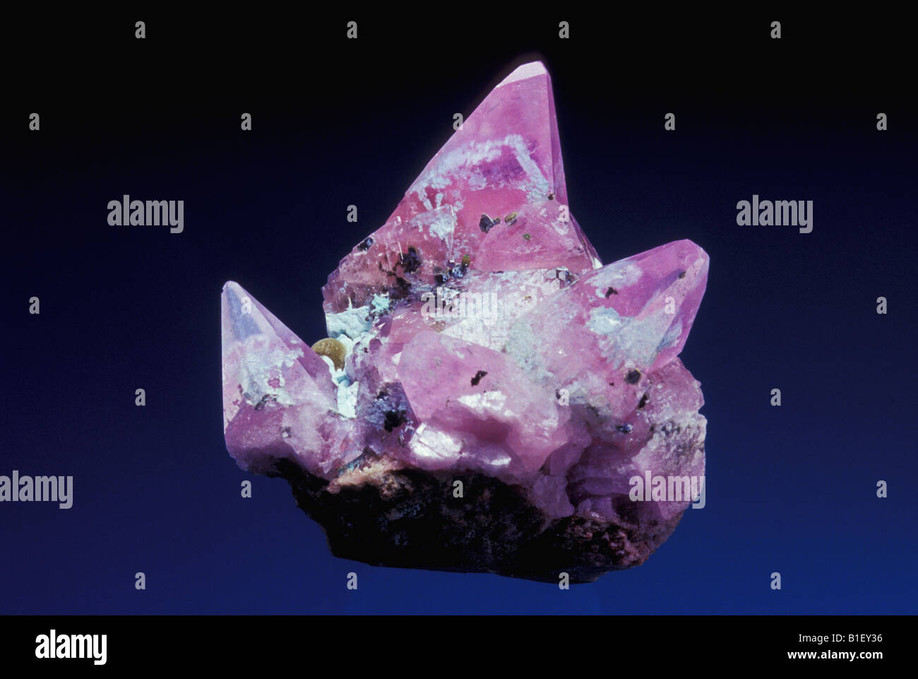 Calcite crystal double hi-res stock photography and images - Alamy