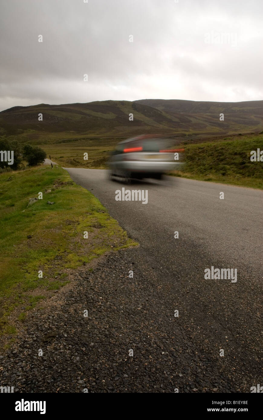 Scottish highlands car hi-res stock photography and images - Alamy