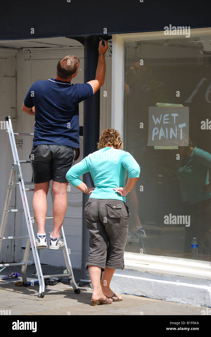 Painting shop hi-res stock photography and images - Alamy